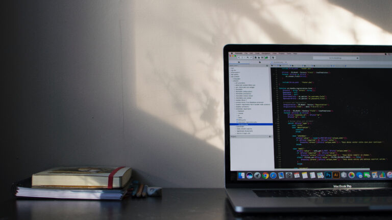 Pythonチュートリアル：初心者から上級者への道 | InsIDE ALpha Media